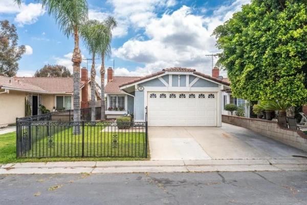 Comfortable 2-bedroom Home With Patio And Parking In Rialto - Fontana, CA
