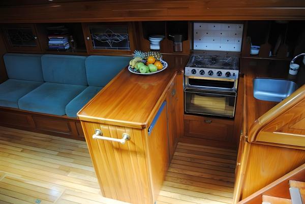 100-year-old Classic Dutch Sailing Yacht - Teltow