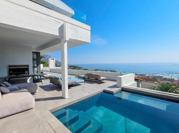 Your Private Slice Of Paradise In Camps Bay - Camps Bay