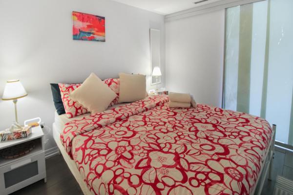 Entire Apartment - Steps To Subway & Main Train Station - Core Downtown Town Toronto - Toronto