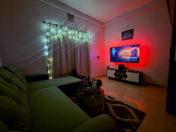 Ashok Palace Entire 2bhk Homestay 10mins From Sum,igkc Hospital And Dn Regalia - Bhubaneswar