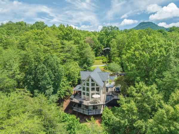 Mountain View Villa - Lake Lure