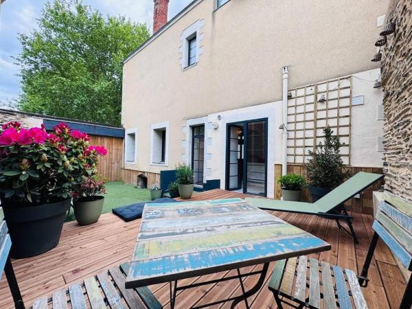 Casa 64 - Angers