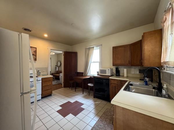 Walkable 2br With Off-street Parking And Laundry - 로체스터