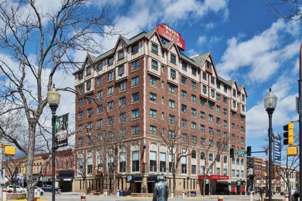 Hotel Alex Johnson Rapid City, Curio Collection By Hilton - Rapid City, SD