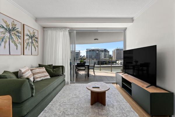 2br In South Bank With Parking, Hot Tub & Pool - Logan City