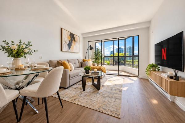 Beautiful 2br City Getaway Near Yaletown - 웨스트밴쿠버
