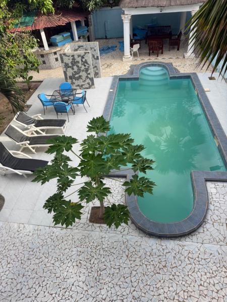 Queen Zee Garden Apartments - Gambia