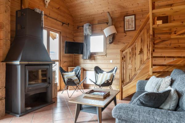 250 M Des Pistes, Chalet 10 Pers & Piscine Commune - La Joue du Loup