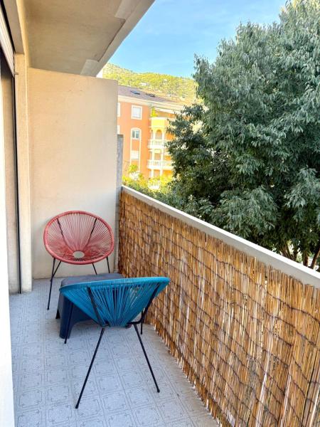 T1bis Rénové Terrasse Proche Gare - Toulon