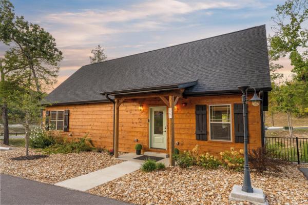 New Listing 3b3b Cabin In Tall Timers Camp, Steps Away From Many Amenities! - Branson, MO