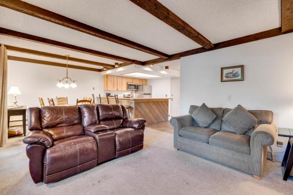 Longbranch 215 By Ski Country Resorts - Breckenridge, CO