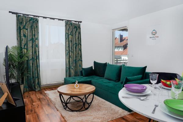 Nestlystay - City Apartment- Free Parking - Balkon - Saarland