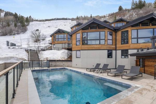 Mountain Queen 05 - Aspen, CO