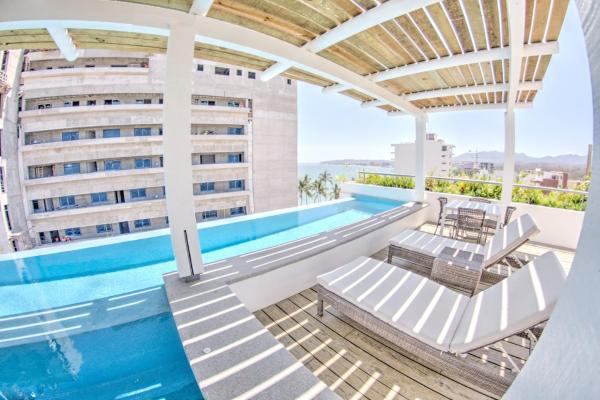 Casa Las Palmas - Condos By The Beach With Rooftop Pool - Bucerías