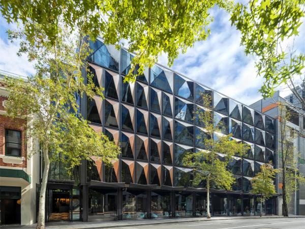West Hotel Sydney, Curio Collection By Hilton - Crows Nest