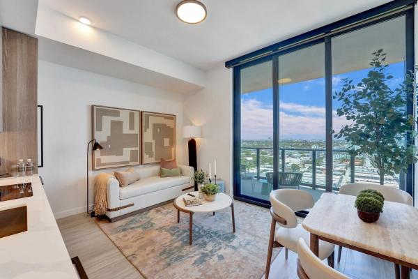 Luxury Ocean View Miami Beach Condo At 72 Park - Miami Beach