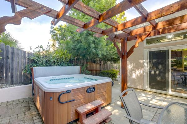 Home Near Galleria Mall, Thunder Valley & More - Rocklin, CA