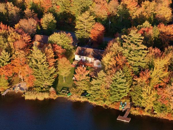 Zen Den - Pocono Lakefront With Hot Tub ! - Mount Pocono, PA