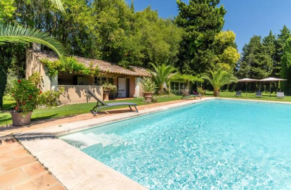 Villa Charmante à Saint-rémy-de-provence Avec Piscine Privée - Mouriès