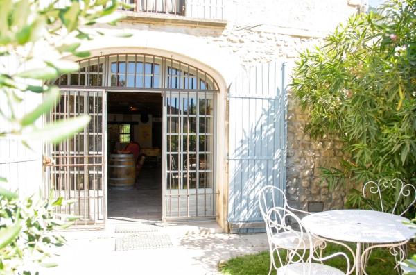 Charmante Maison En Camargue Avec Piscine Partagée - Camargue