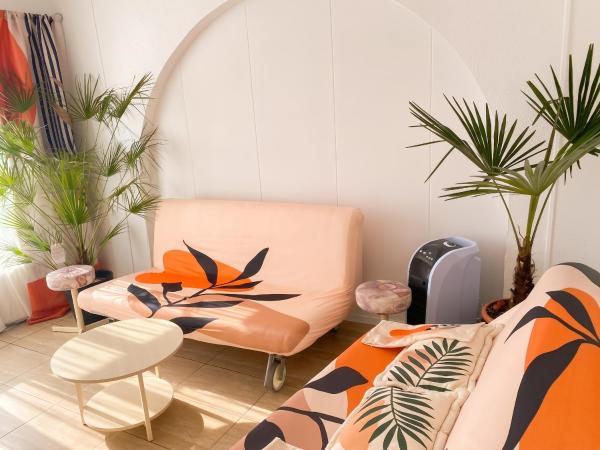 Charming Studio In Charleroi City Center, 75 M² With Terrace - Charleroi
