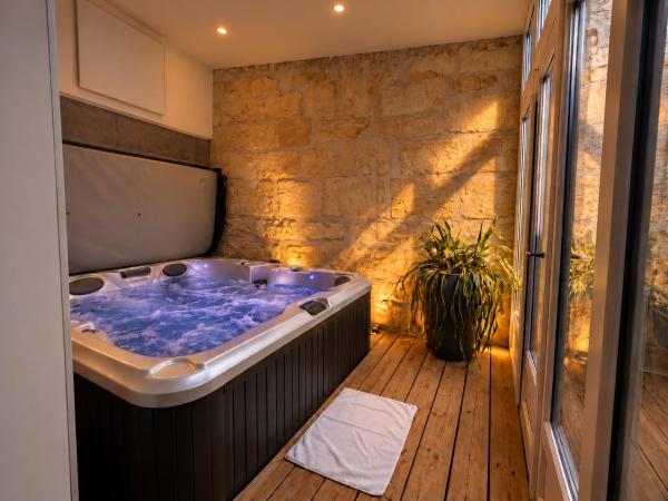 Suite Prestige Jacuzzi King - Bordeaux