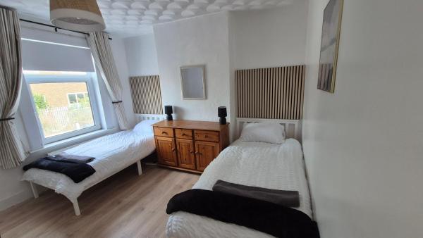 Mayfield 102 - Stylish Coastal Town House 3b Slp8 - Portsmouth