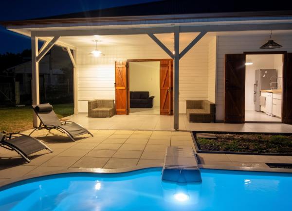 "Villa Confortable Proche De Case-pilote Avec Piscine Privée" - Martinique