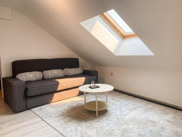 Spacious Apartment In Charleroi 100 M² With Parking 5 Ppl - Charleroi