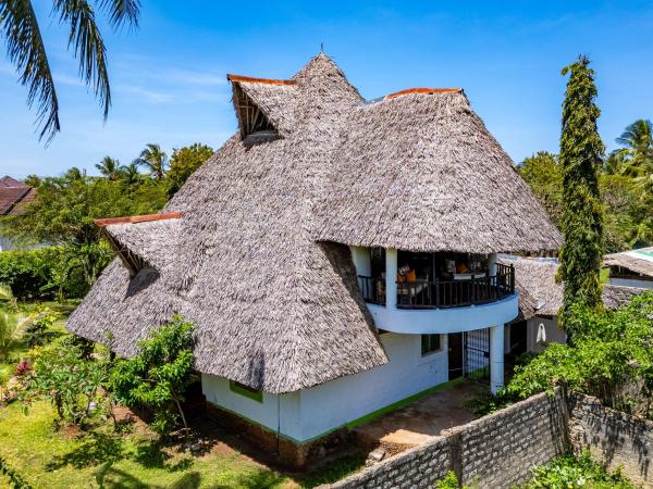 Villa Baraza - Tropical Villa In Diani Beach -