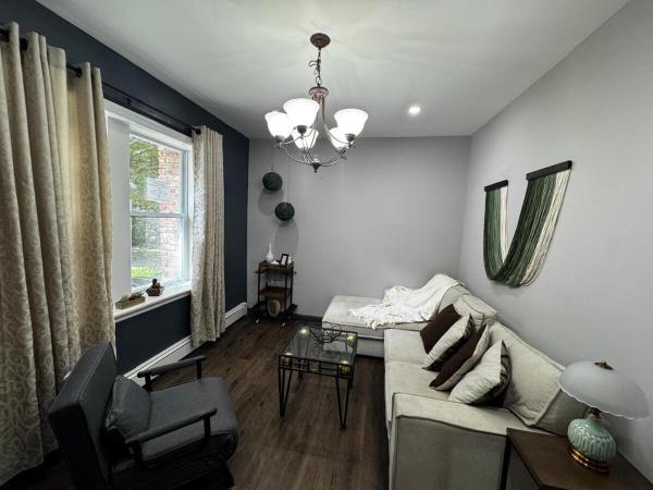 Apt A - Next To Hiking Trail - Front Entrance - Nyack, NY