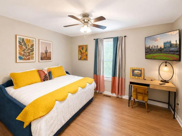 Game Day Getaway - 5 Min To Lakepoint Sleeps 7 - Cartersville, GA