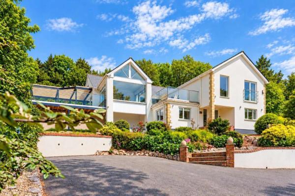 The Curlews - Waterside, Boutique Home With 10 Person Spa - Shaldon