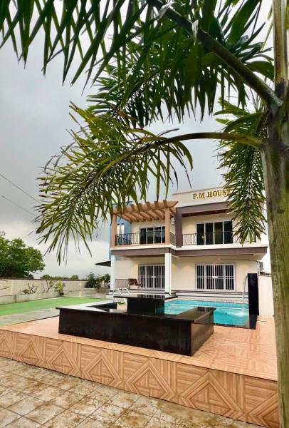 Pm House- Luxury Villa With Pool - Lonavala