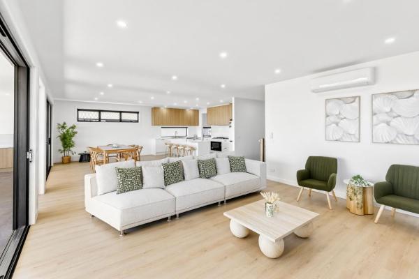 Indented Head Coastal Retreat 5br 5bath Escape Beachfront - Portarlington