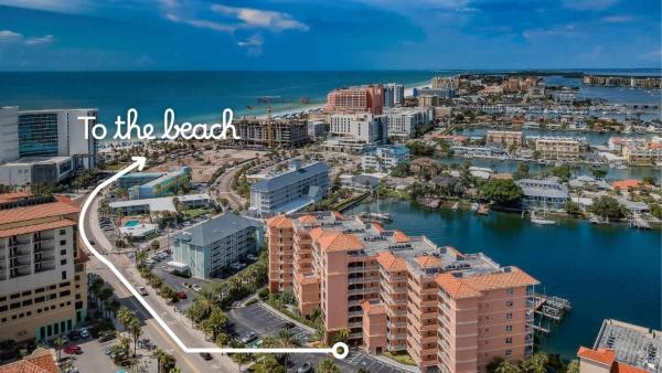 Waterfront Breeze Condo - Clearwater Beach, FL