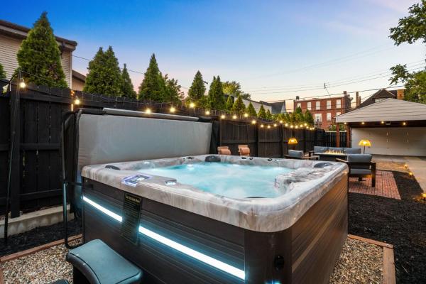 Historic Home With Hot Tub 9' To Forest Park & Zoo - Kirkwood, MO