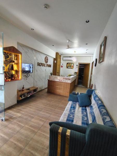 Hotel Royal Park - Gandhinagar