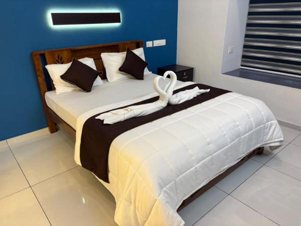 Nilavu Varkala - Budget Homestay Near South Cliff Cafes & Beach - Varkala