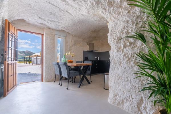 Cave Yvonne - Hosted By Cave-stay - Galera