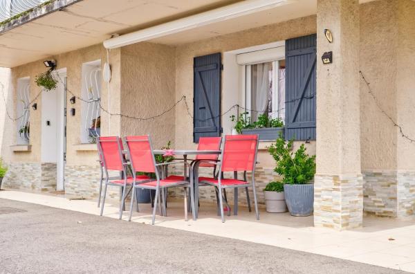 Appartement Charmant à Saint-victor-de-cessieu - 30 M² - Terrasse - Isère