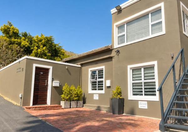 Cape Nelson Guest House - Camps Bay