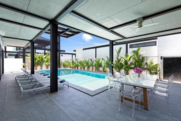 Stylish Loft Villa Sunset Garden 4 With Saltwater Pool, 4 Bedrooms, Close To Nai Harn - Karon Beach