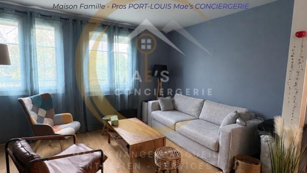 Maison Familiale Ou Pros à 250 M Du Port De Port-louis - Groix