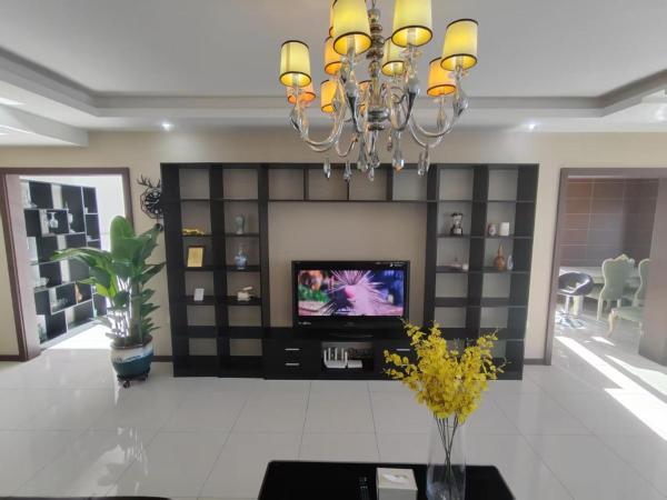 Central Avenue Luxury River View Apartment Max - Harbin