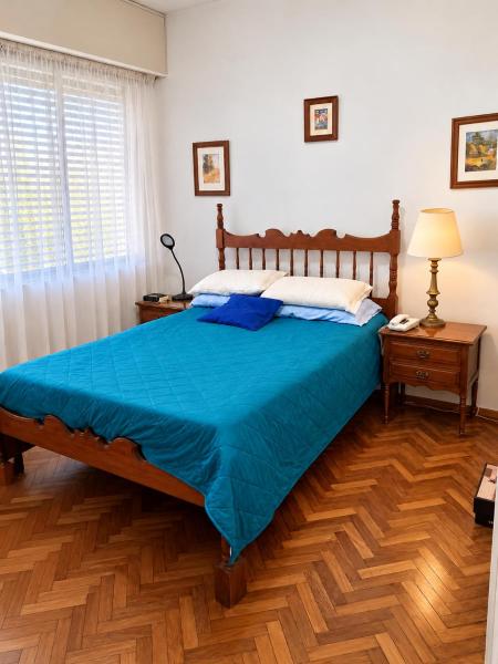 Amplio Apartamento Cerca De La Rambla En Pocitos - Montevideo