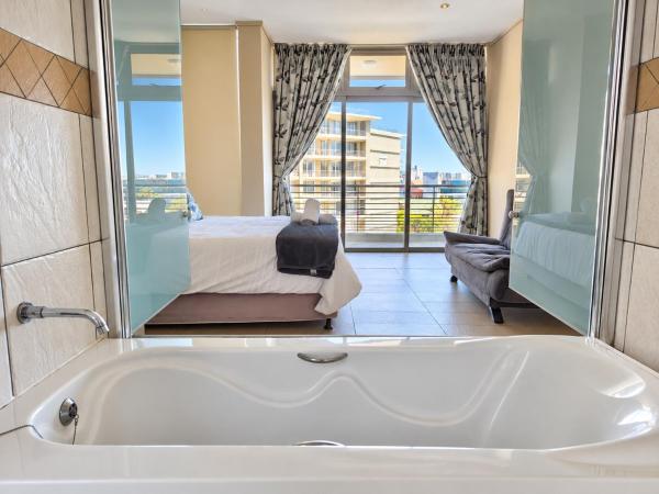 Serene Quays - Durban North