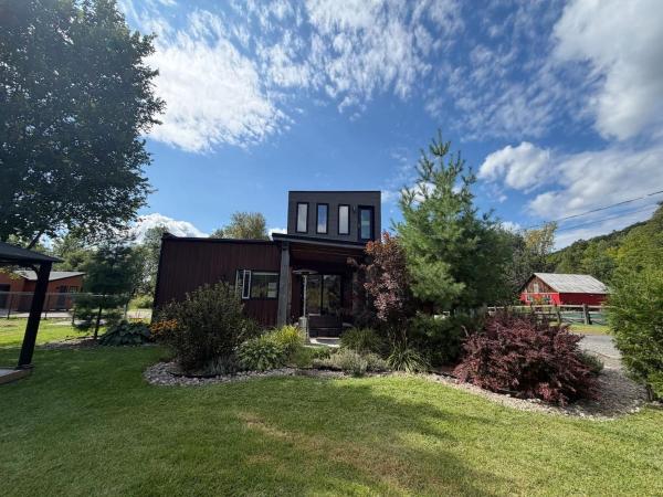 Chelsea Luxury Retreat With Pool & Lake Access - Gatineau