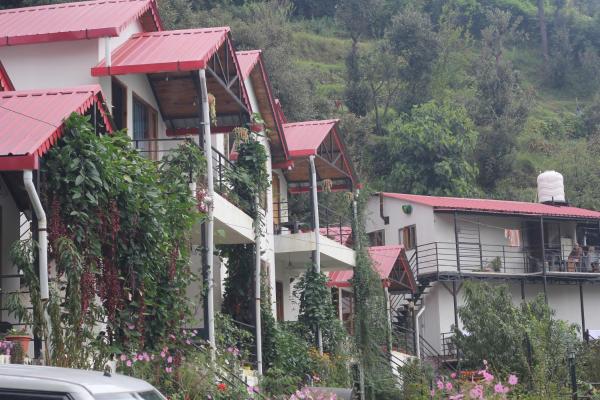 Hidden Trails Ramgarh - Nainital